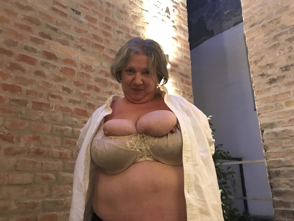 White Shirt Striptease 29 Pics Xhamster 5884